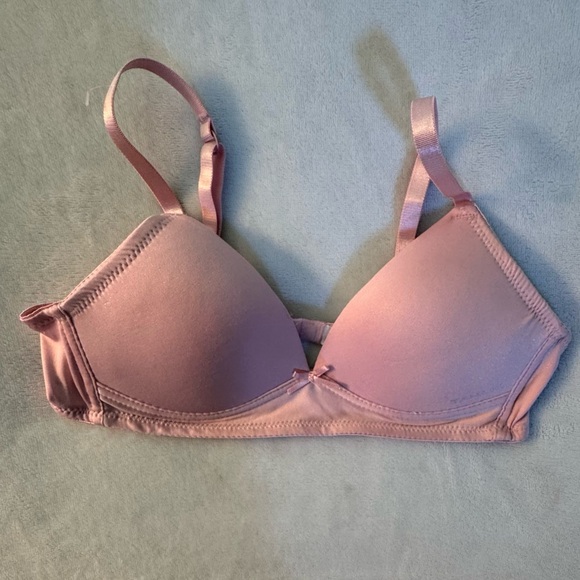 Tahari | Intimates & Sleepwear | Tahari Bra Girls 32a Pink Padded ...